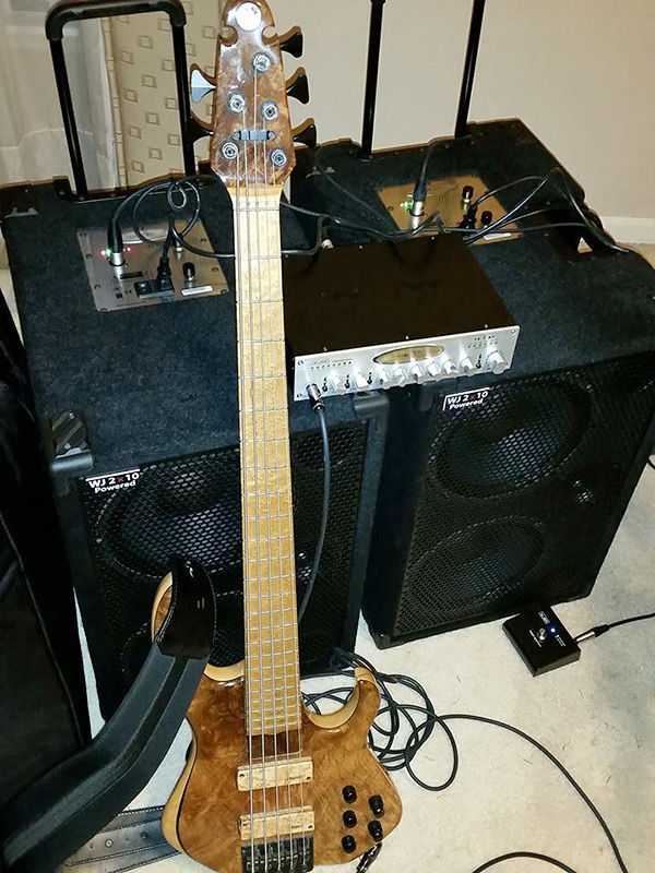 David-Dyson-bass-player-rig - Wayne Jones AUDIO