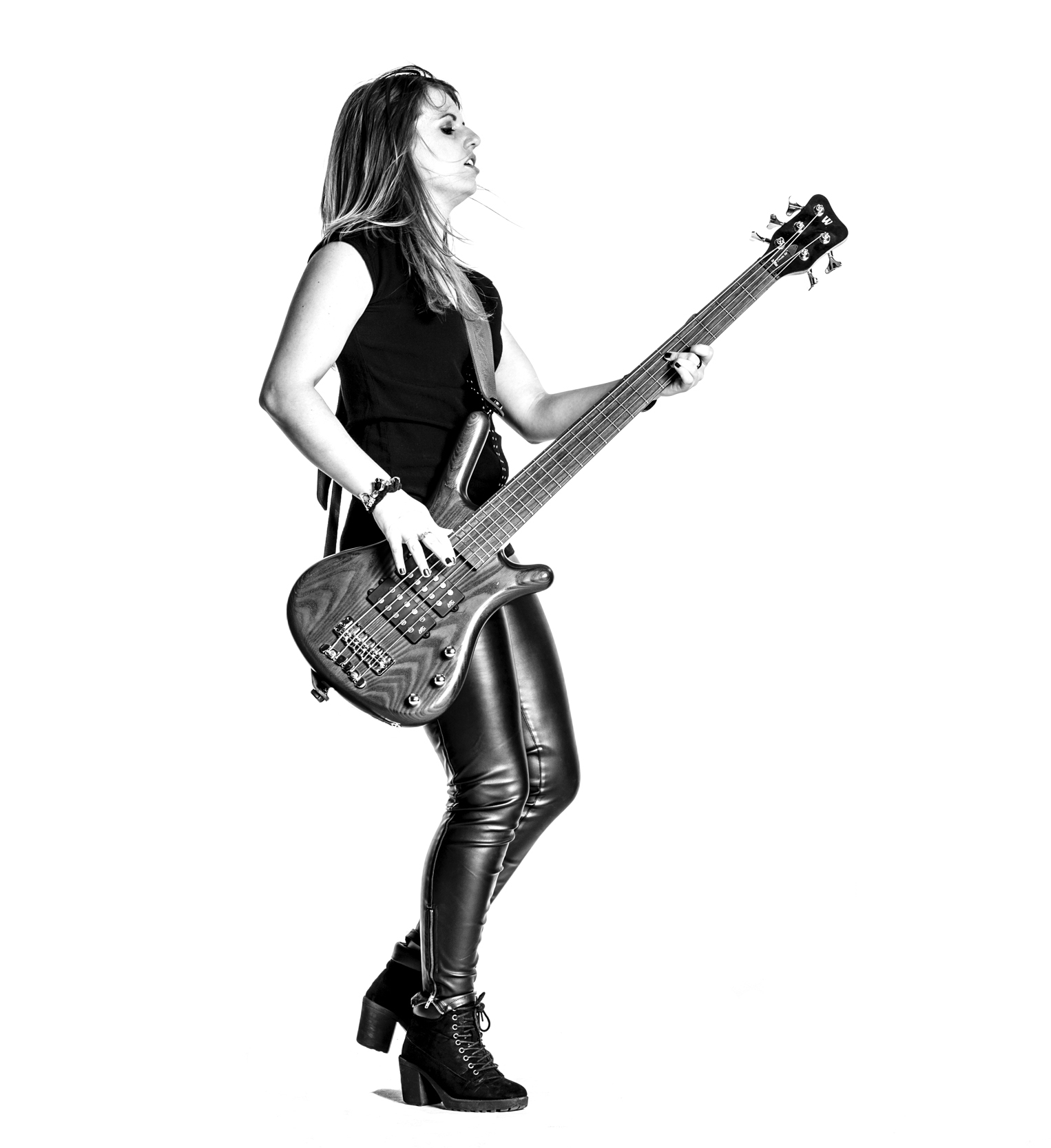 Bass player Jess Riley uses a Wayne Jones AUDIO bass guitar rig