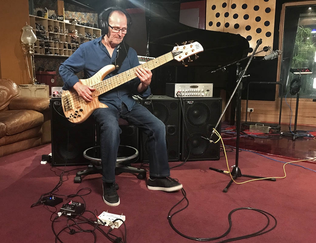 Wayne Jones Audio bass guitar rigs, amplifiers, studio monitors news